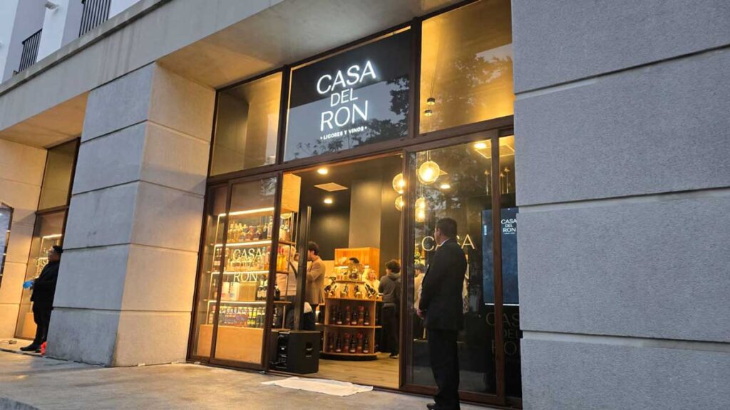 Casa del Ron abre sus puertas en Ciudad Cayalá • Periódico Digital Centroamericano y del Caribe